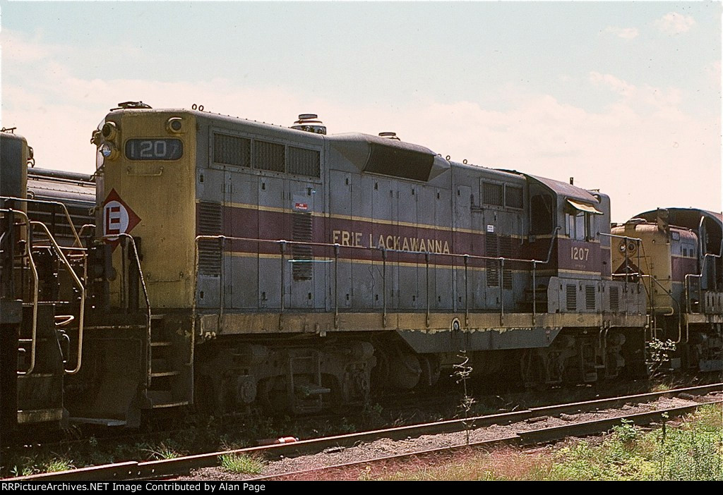 EL GP7 1207